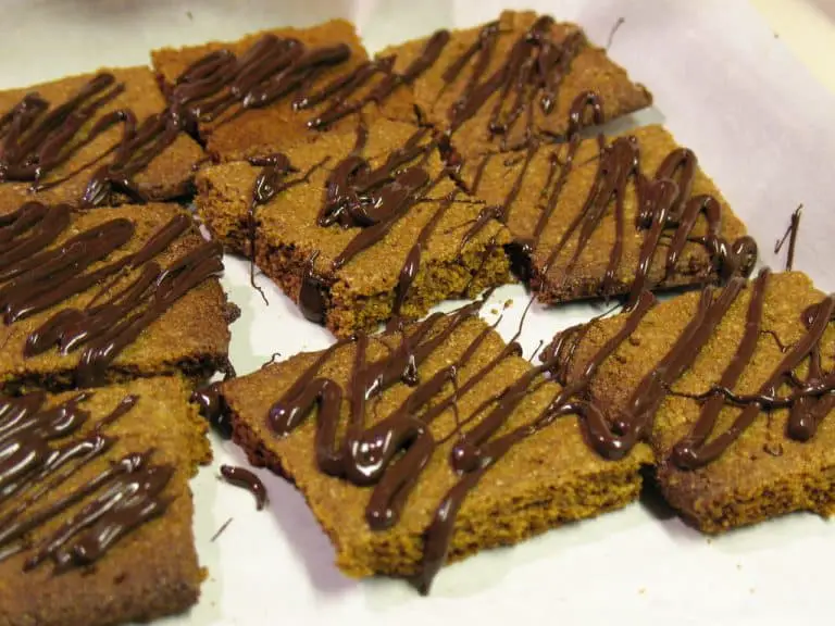 Chocolate-Covered Graham Crackers Recipe - Simply Recipes - Fewer ...